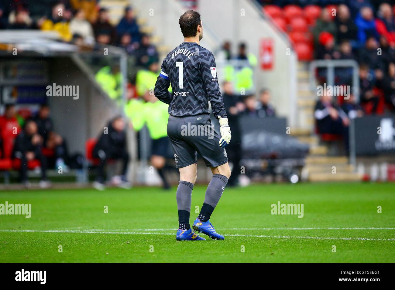 AESSEAL New York Stadium, Rotherham, England - 4th November 2023 Asmir ...