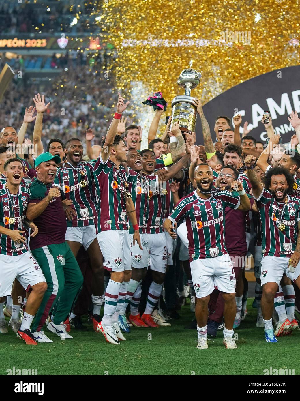 Rio De Janeiro, Brazil. 20th Oct, 2023. Fluminense players celebrate ...
