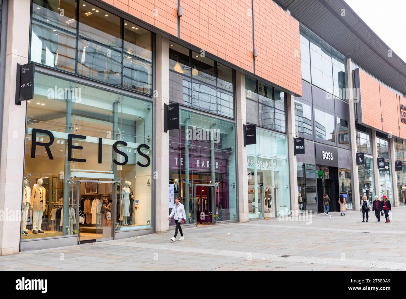 Manchester city centre shopping hi-res stock photography and images - Alamy