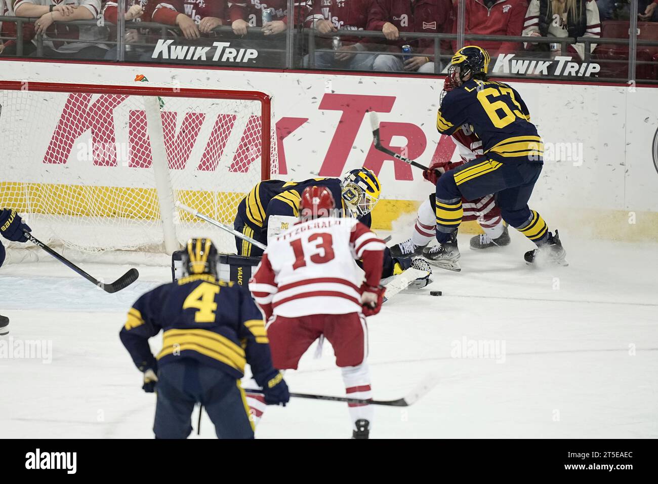 Michigan goalie Jake Barczewski (30) during the second period of an ...