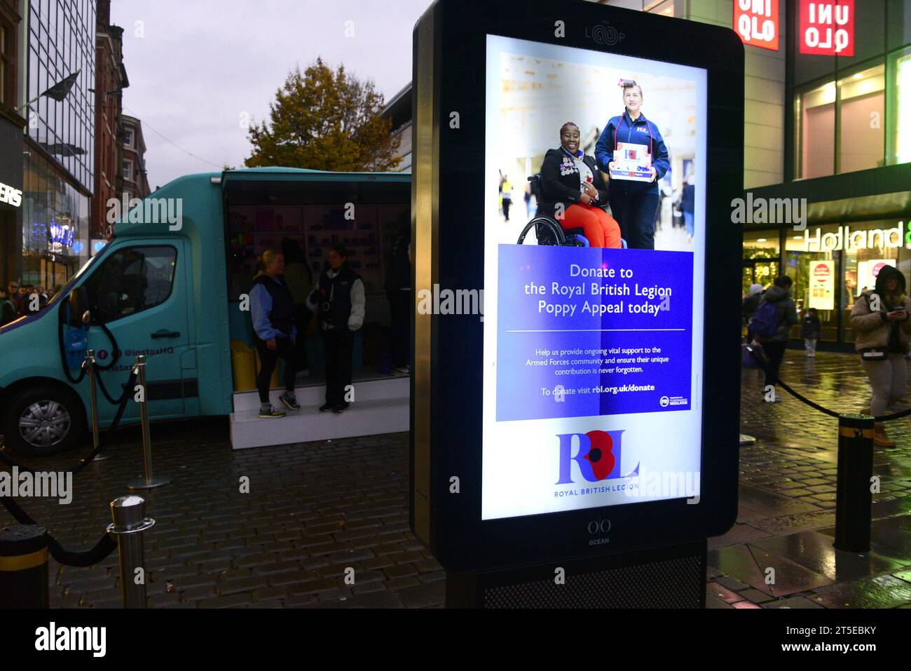 illuminated advertising screens market street manchester, UK, shopping ...