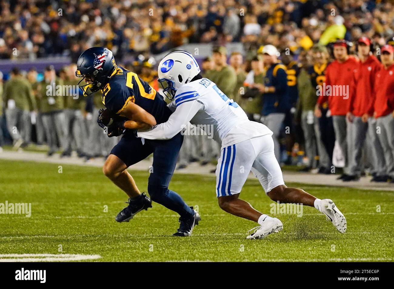 MORGANTOWN, WV - NOVEMBER 04: West Virginia Mountaineers Wide Receiver ...
