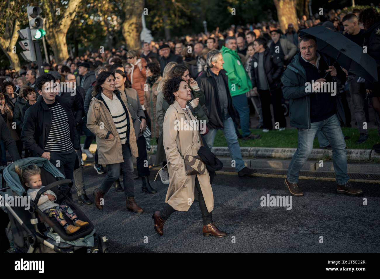 Bilbao, Spain. 04th Nov, 2023. Protesters march along the Euskalduna ...