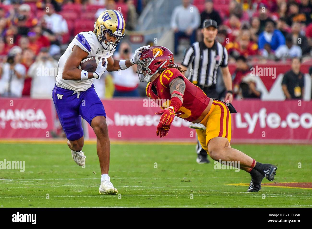 Los Angeles, CA. 4th Nov, 2023. Washington Huskies wide receiver Rome ...