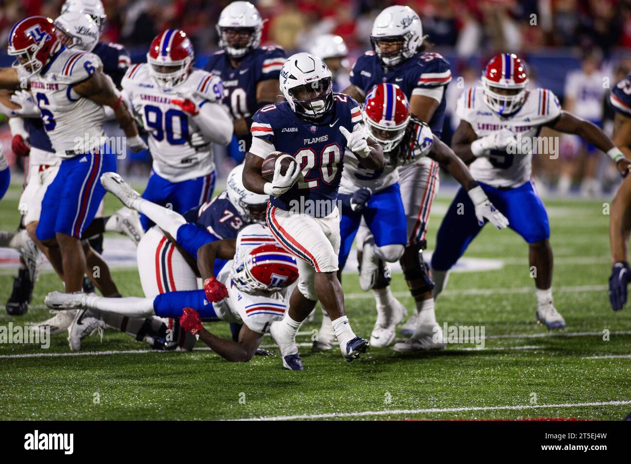 Lynchburg, VA, USA. 3rd Nov, 2023. Liberty Flames running back Quinton ...