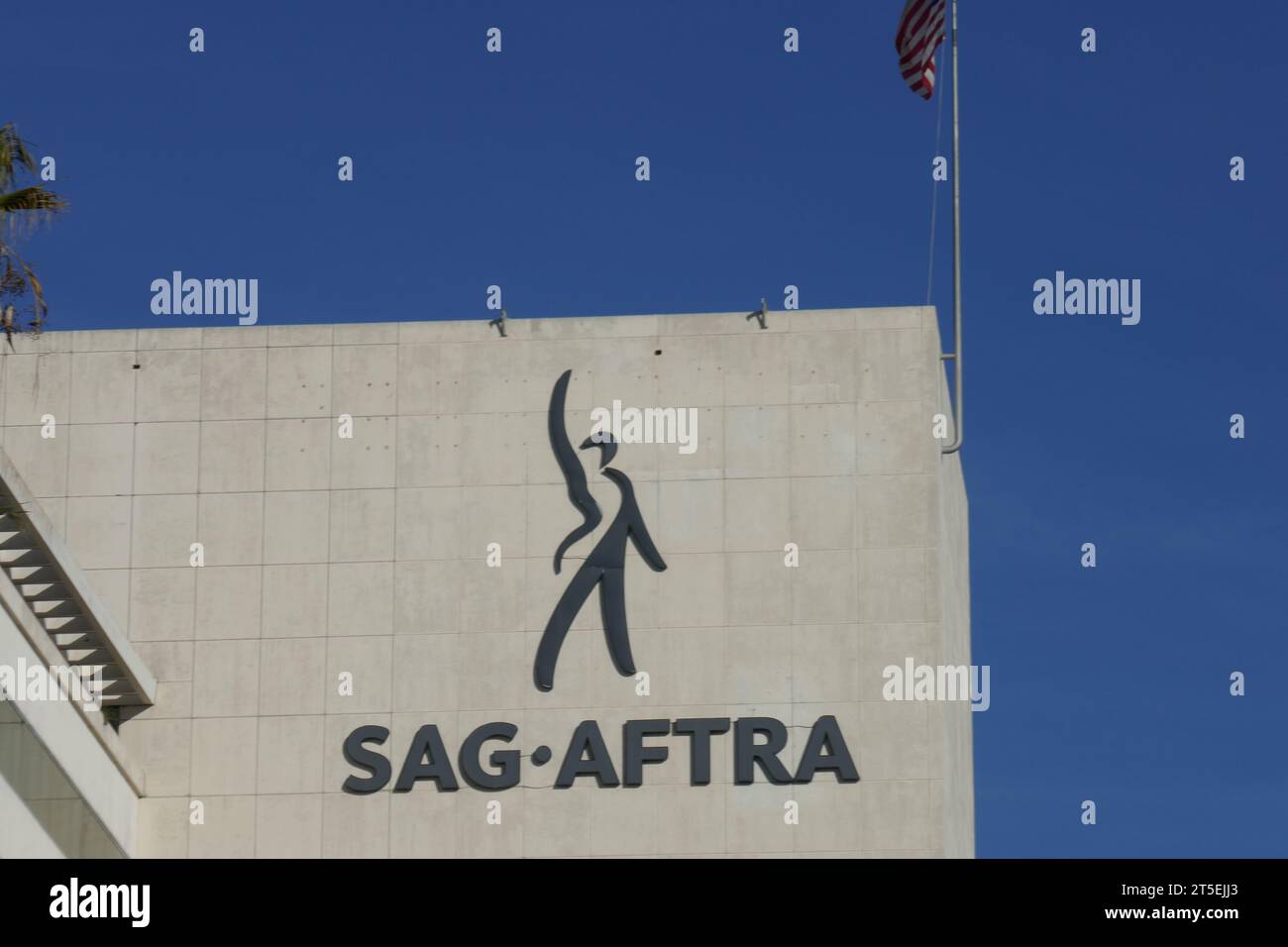 5757 wilshire blvd hi-res stock photography and images - Alamy