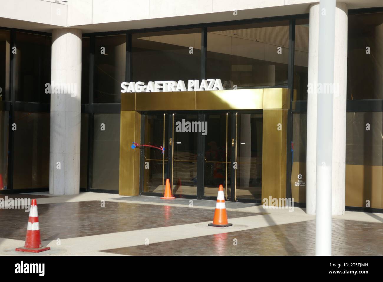 Los Angeles, California, USA 4th November 2023 SAG-AFTRA Offices at ...