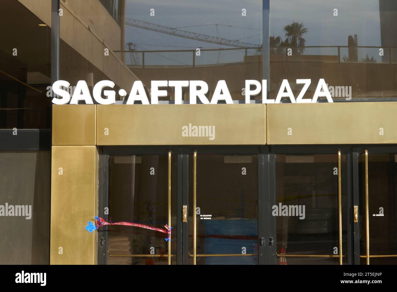 Los Angeles, California, USA 4th November 2023 SAG-AFTRA Offices at ...