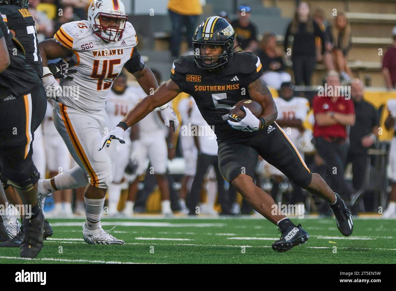 NOV 04, 2023: Southern Miss Golden Eagles running back Kenyon Clay (5 ...