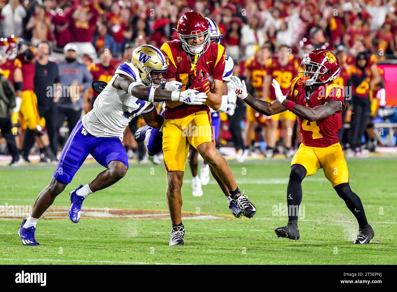 Los Angeles, CA. 4th Nov, 2023. USC Trojans wide receiver Duce Robinson ...