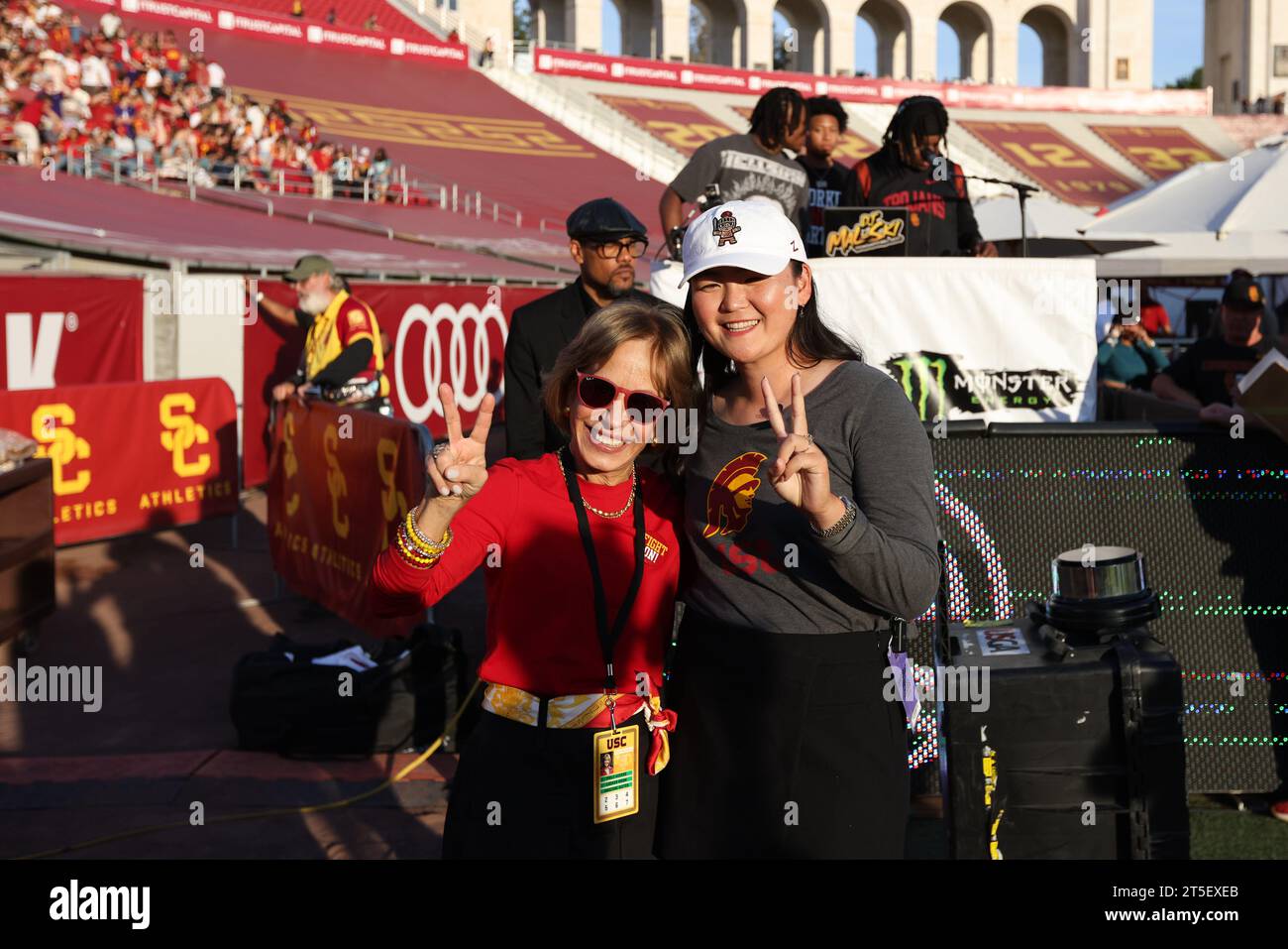 Los angeles memorial coliseum folt hi-res stock photography and images ...