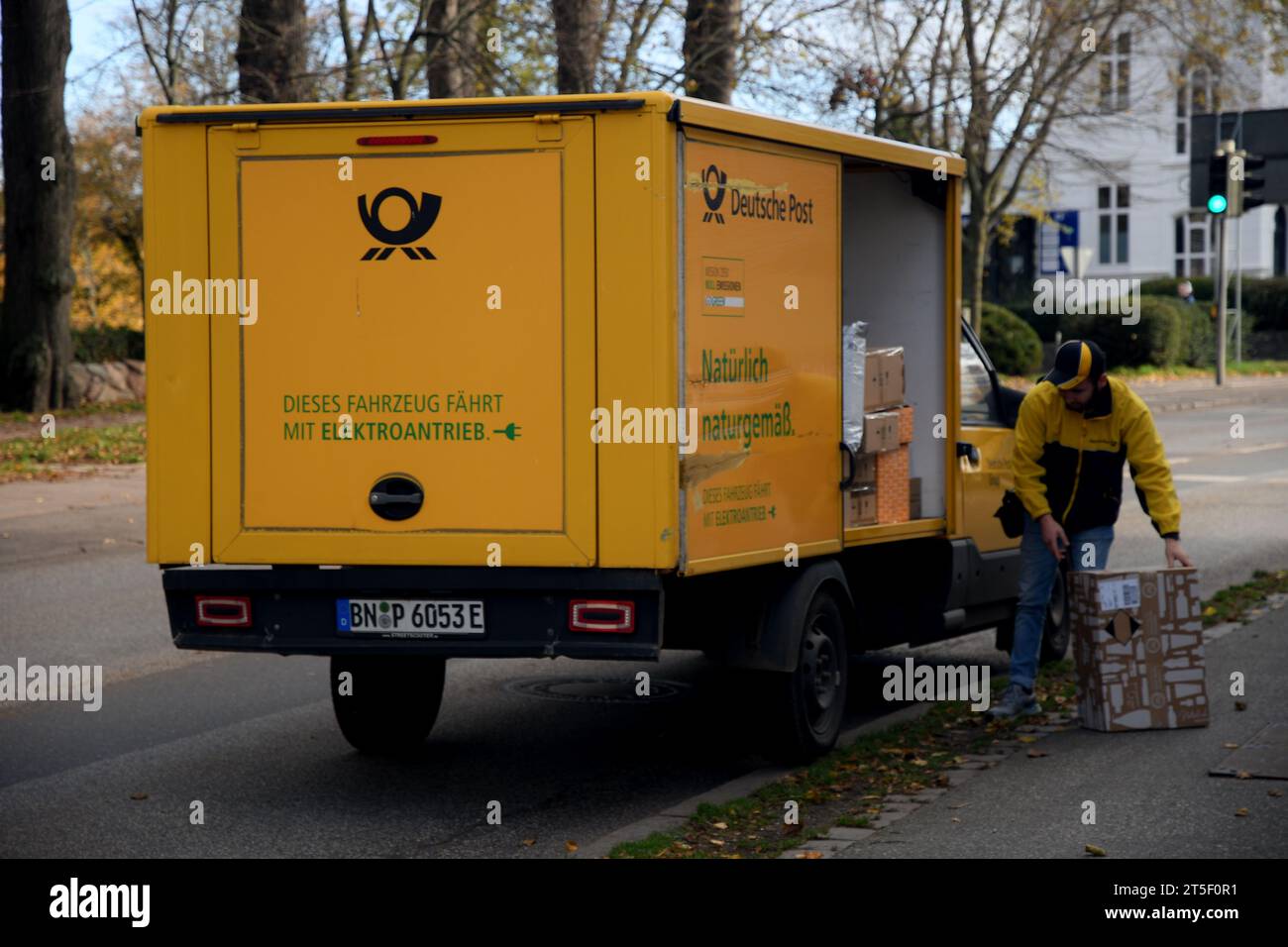 German mail delivery man hi-res stock photography and images - Alamy