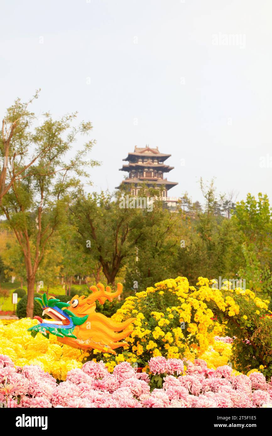 Classical Chinese architectural scenery Stock Photo - Alamy
