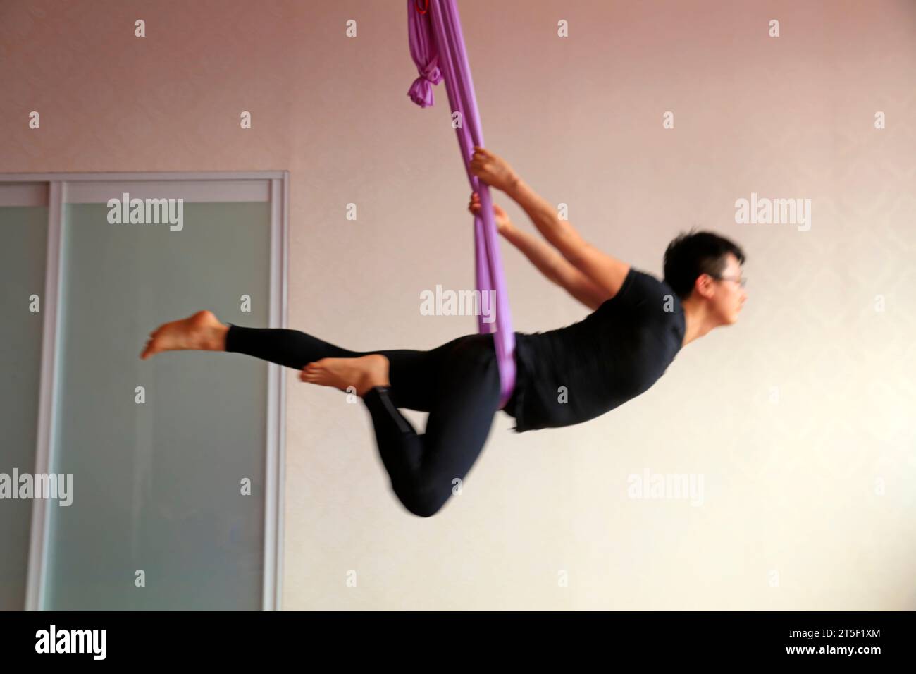 Yoga images hi-res stock photography and images - Alamy