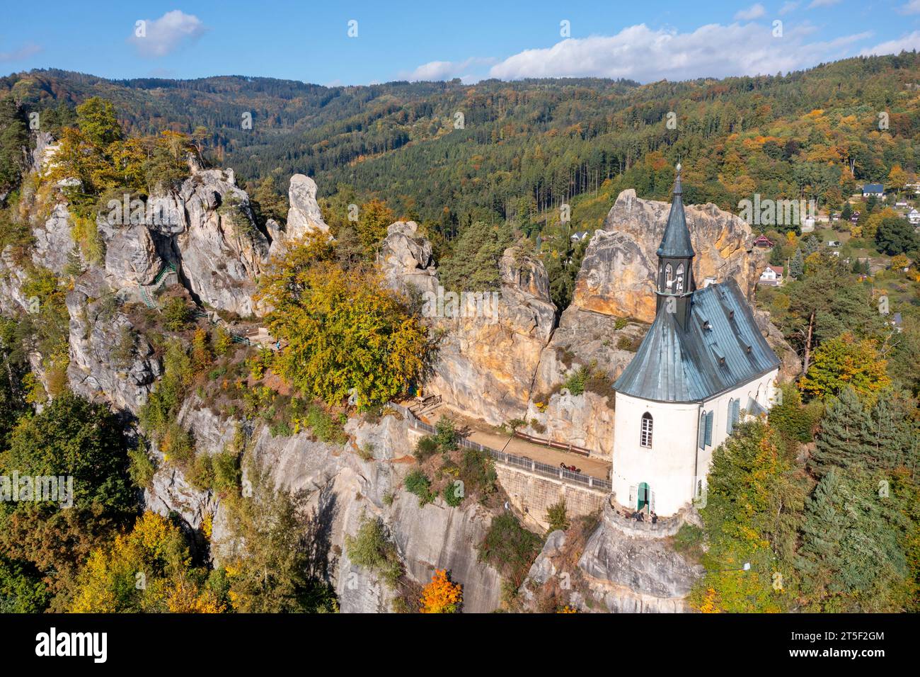 Skalni hrad Pantheon - Vranov, Mala Skala, Cesky raj, Ceska republika ...