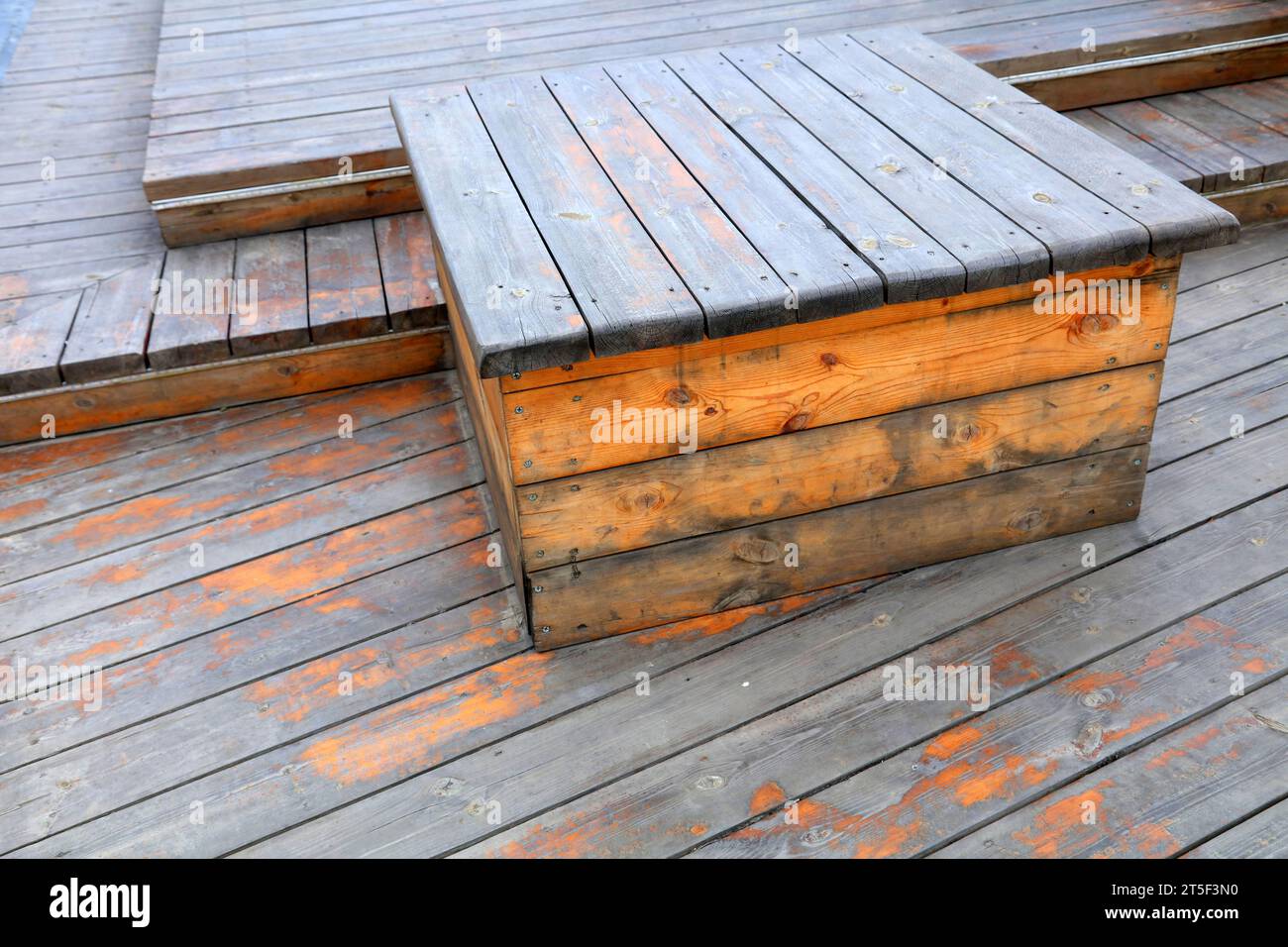 Paint mottled wooden floors and platforms Stock Photo - Alamy
