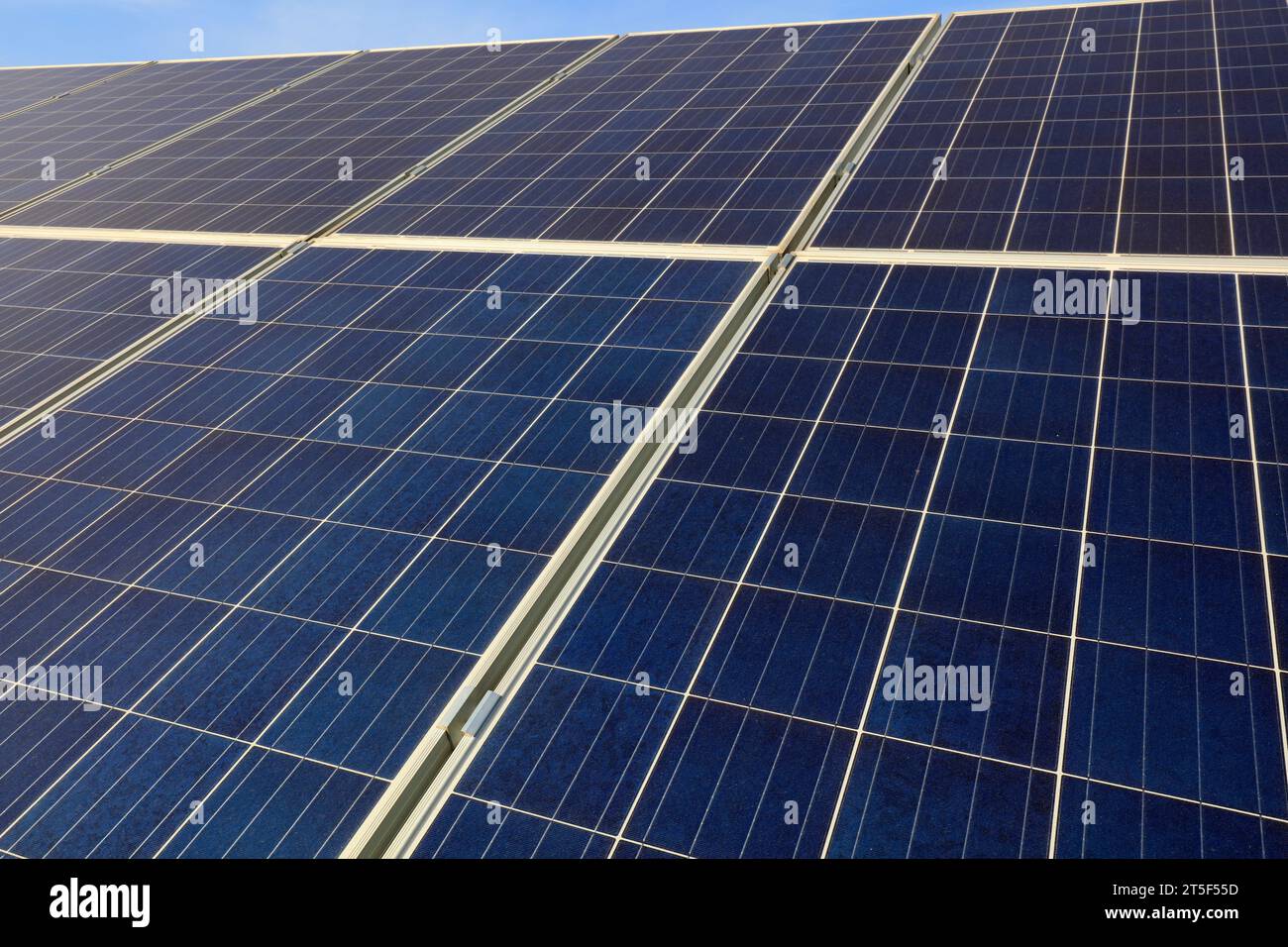 Monocrystalline silicon photovoltaic solar cell panel Stock Photo - Alamy