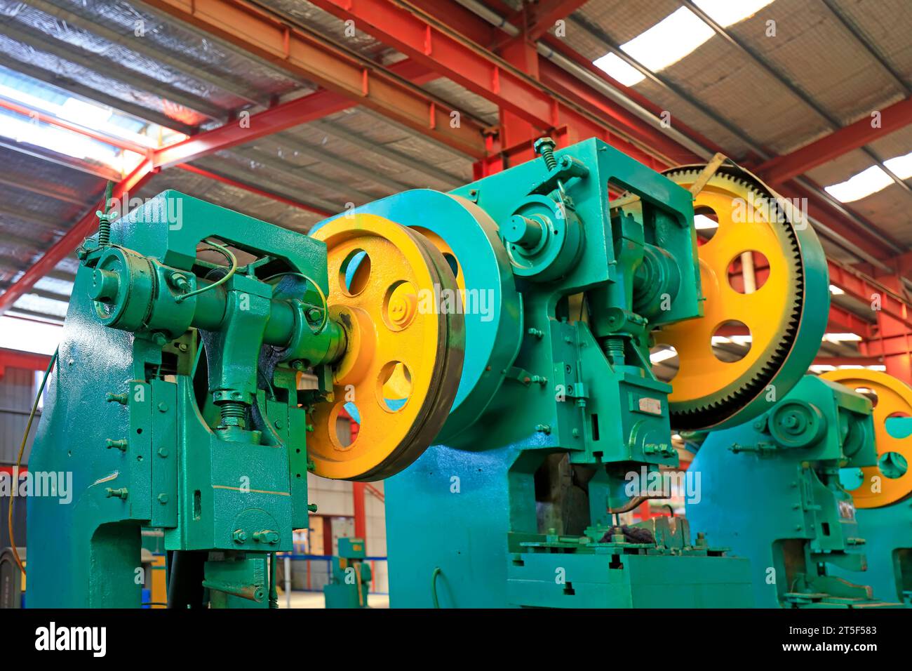 Factory machinery and equipment lathe Stock Photo - Alamy