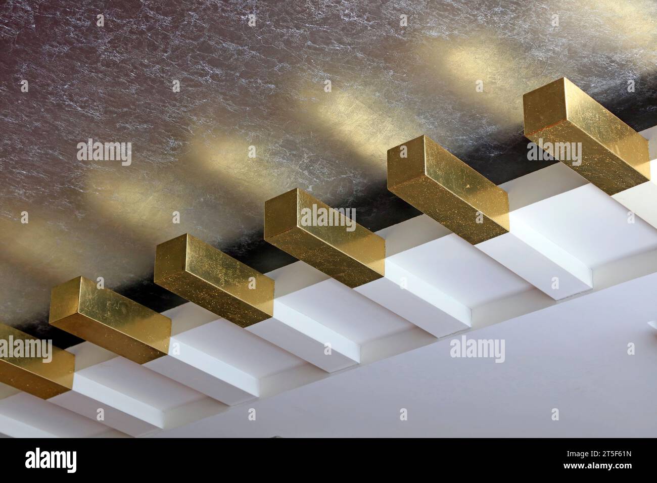 Modeling asia hi-res stock photography and images - Alamy