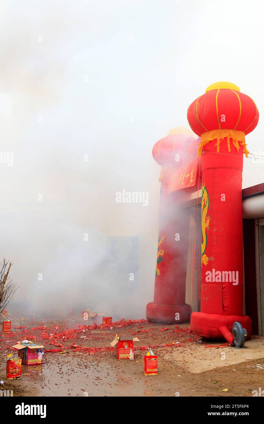 Firecracker china hi-res stock photography and images - Alamy