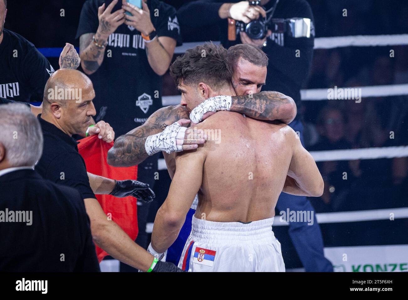 Gegen den fame hi-res stock photography and images - Alamy