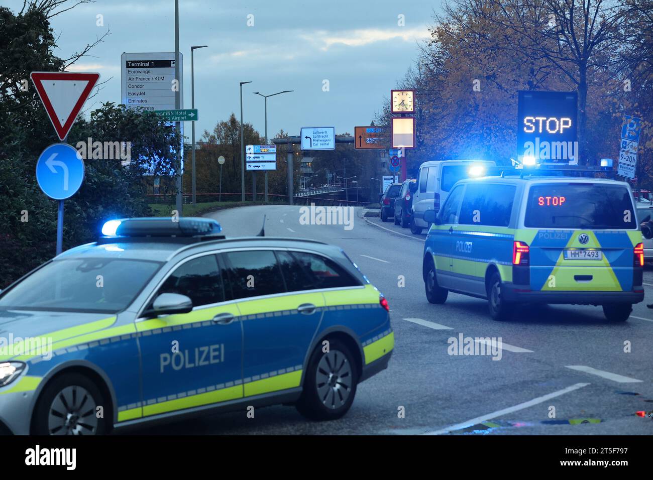 Germany emergency services dpa hi-res stock photography and images - Alamy