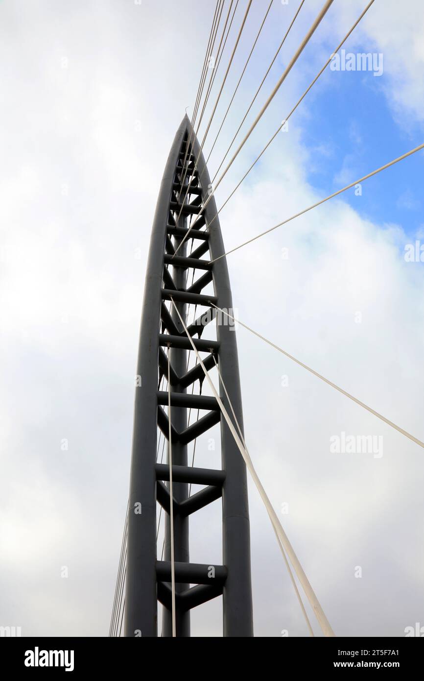 Bridge cable-stayed steel beam Stock Photo - Alamy