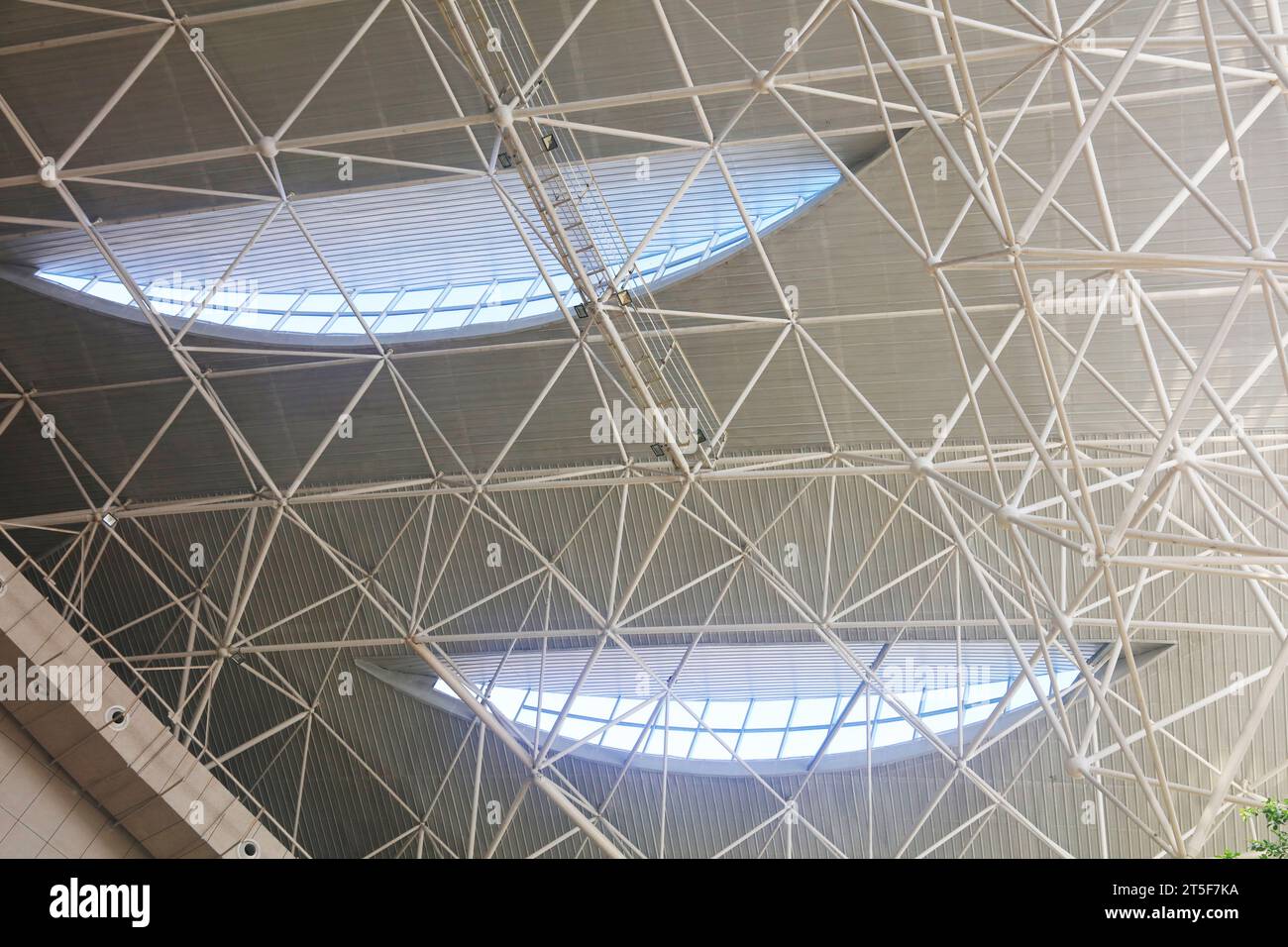 Steel beam frame structure Stock Photo - Alamy