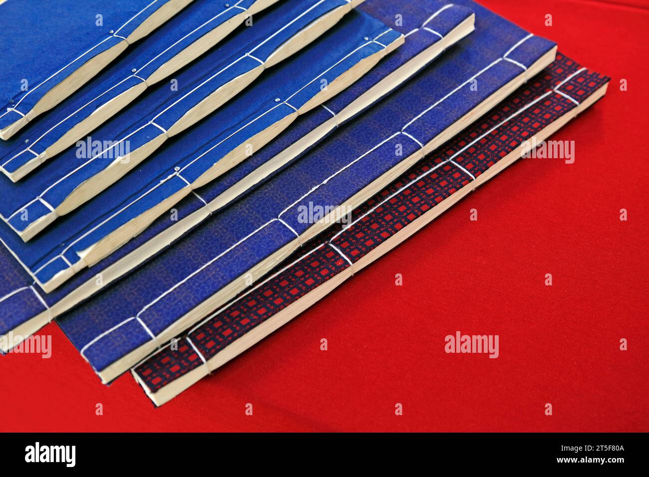 Thread bound book hi-res stock photography and images - Alamy