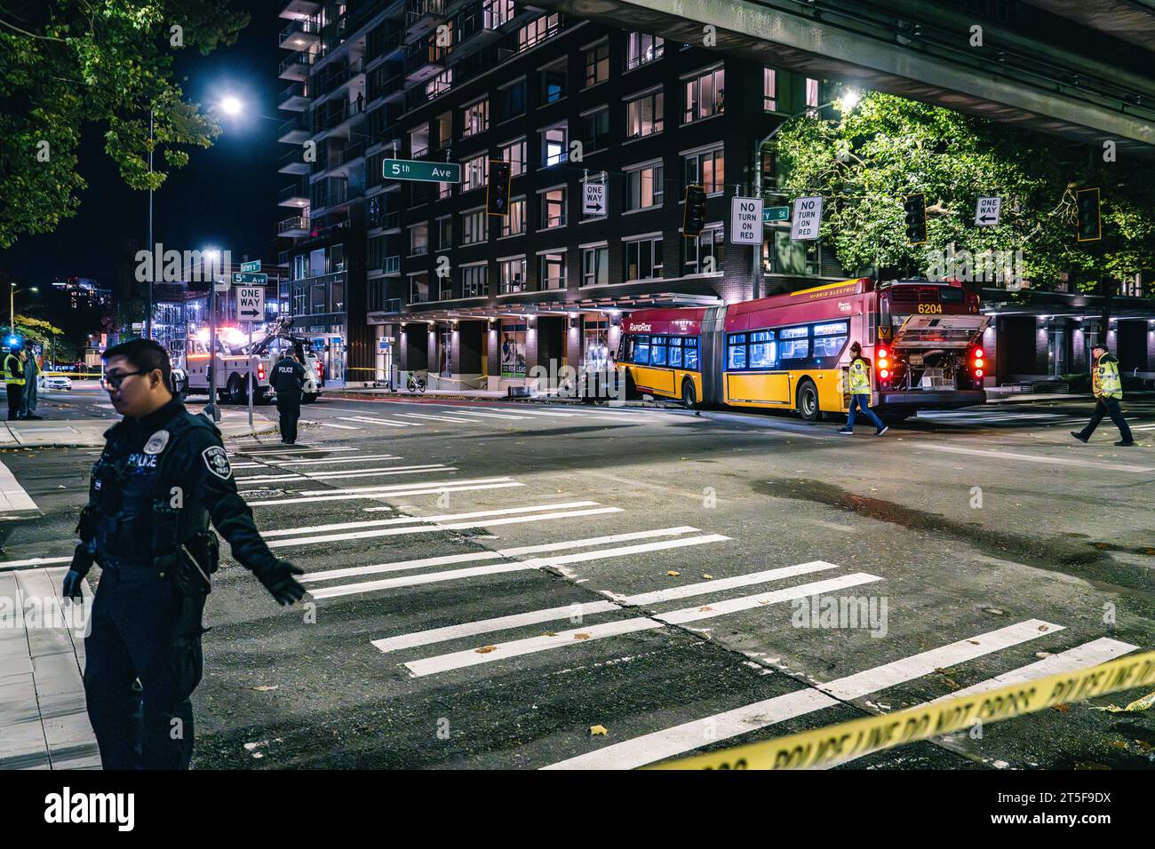 The crime scene where a bus crashed into a building in Seattle killing ...