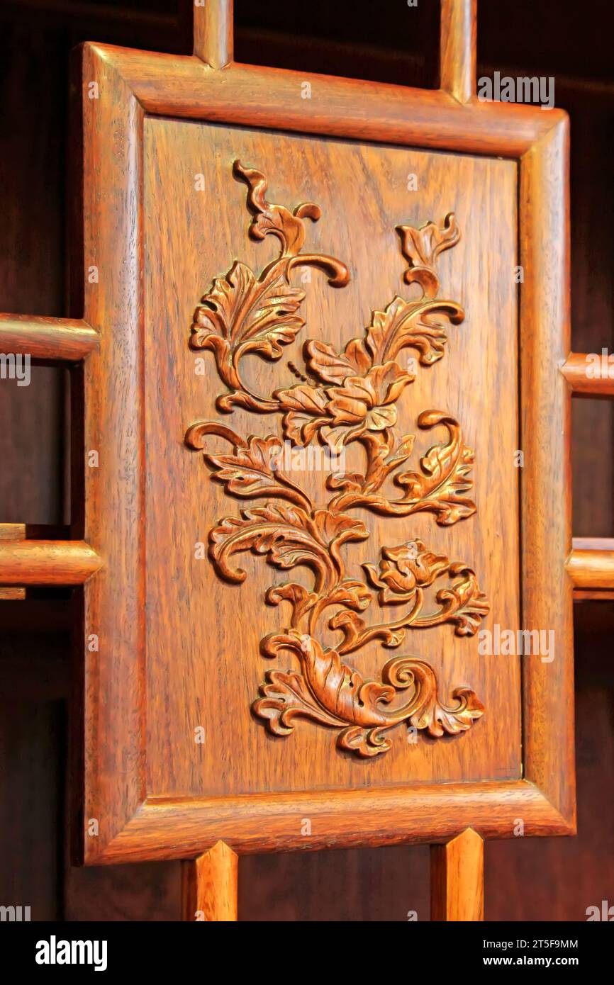 Chinese redwood furniture hi-res stock photography and images - Alamy