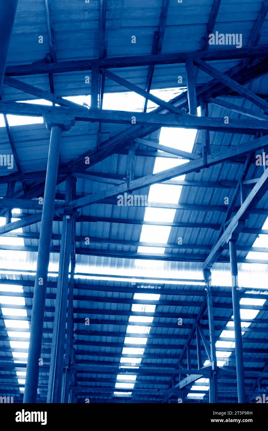 Column truss hi-res stock photography and images - Alamy