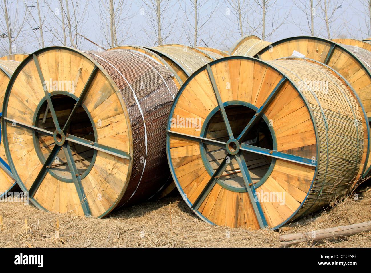 Cable roller hi-res stock photography and images - Alamy