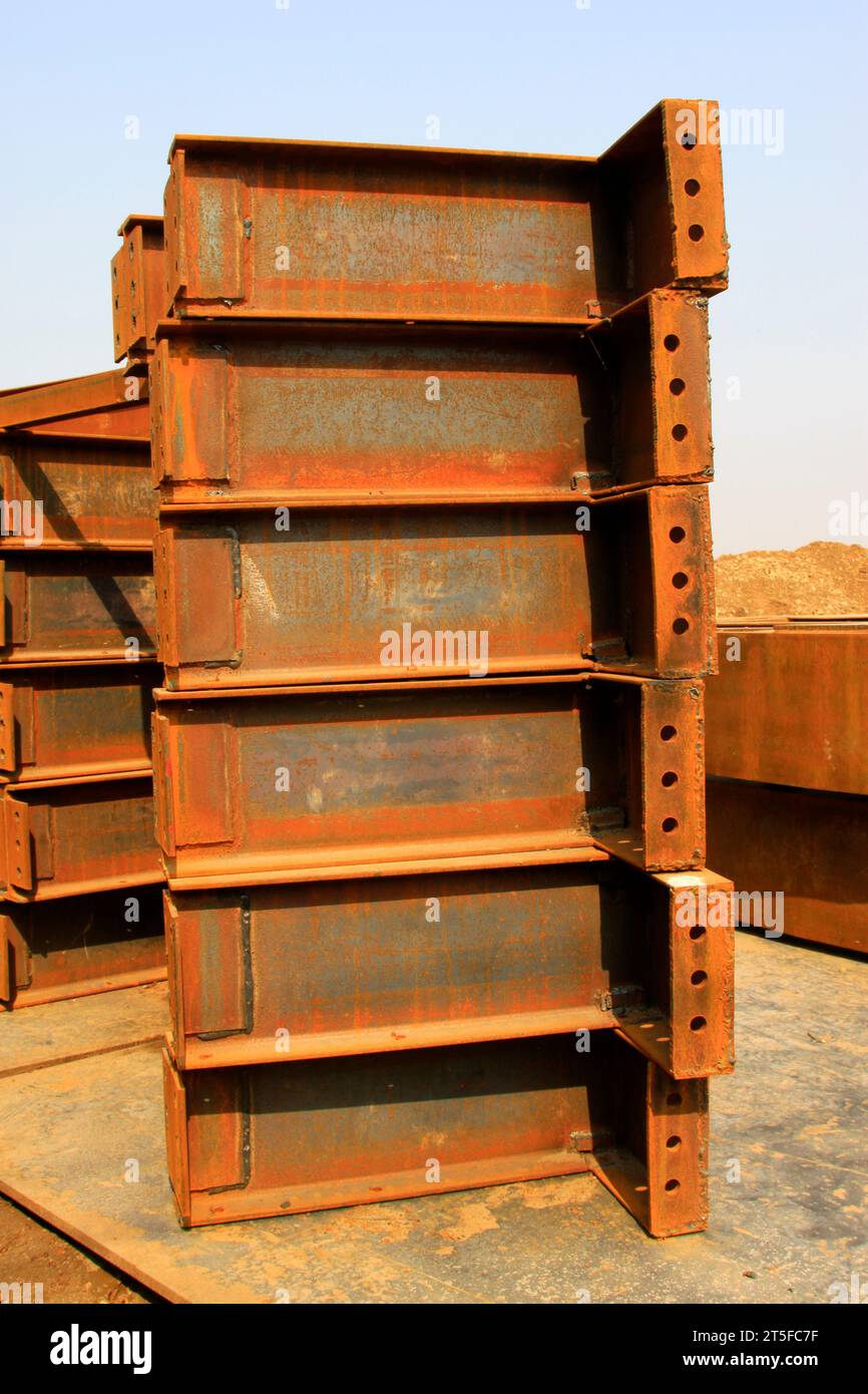 steel plate member oxidation rust in a construction site Stock Photo ...