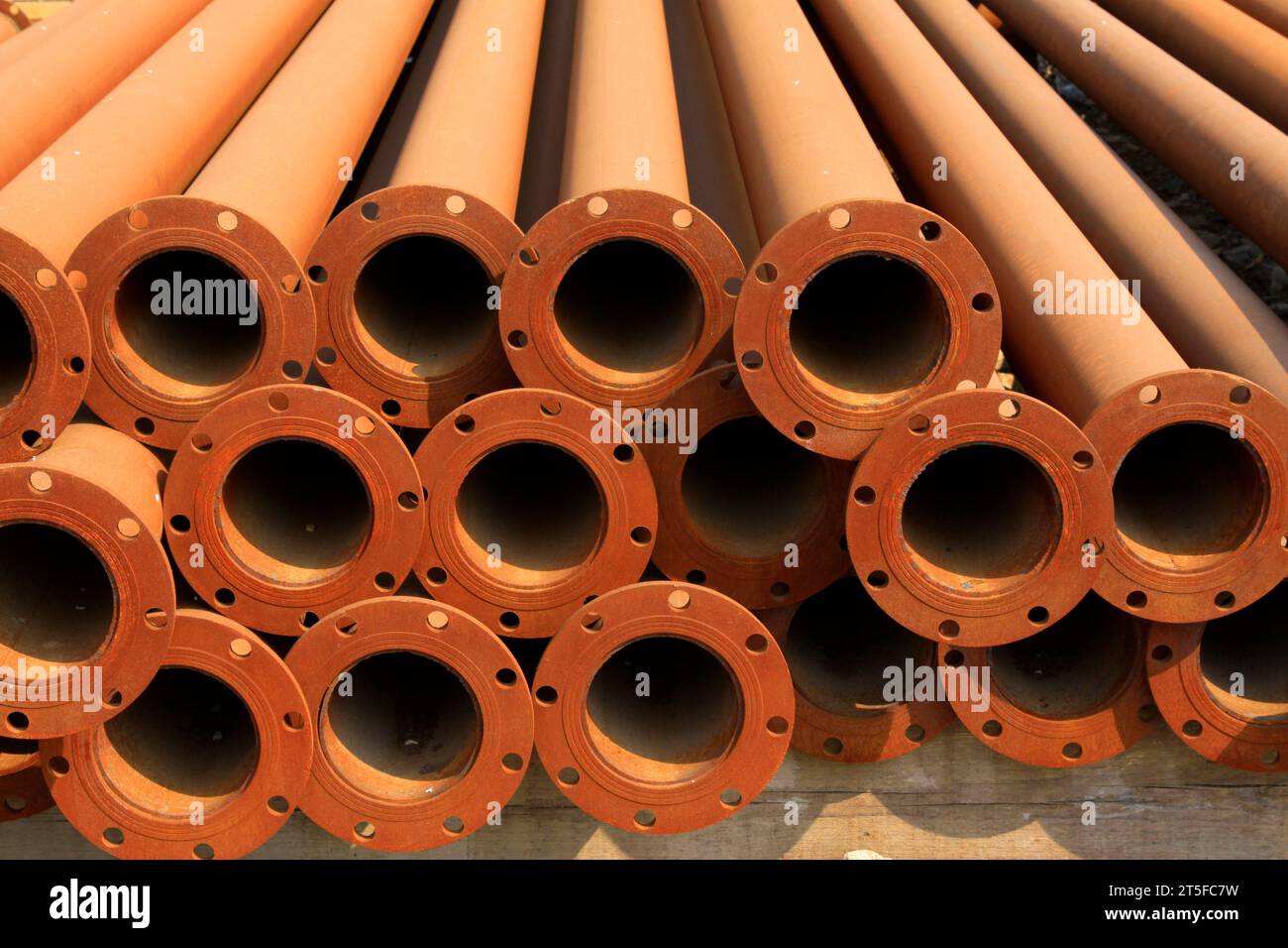 Steel tube cross section hi-res stock photography and images - Alamy