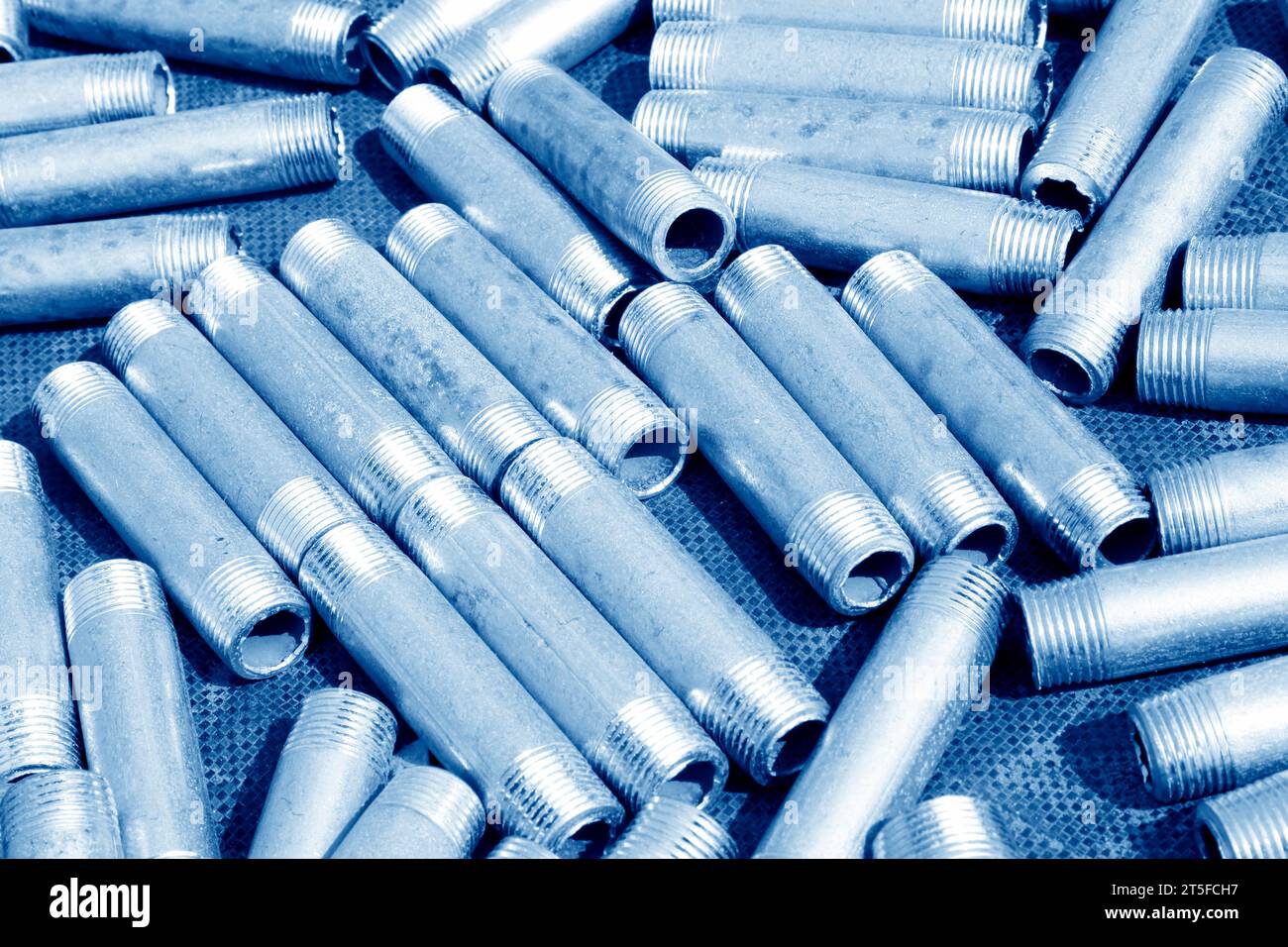 External thread hi-res stock photography and images - Alamy