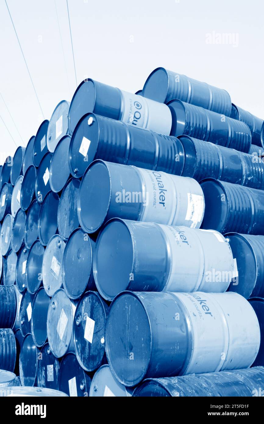 Oil drums stacked hi-res stock photography and images - Alamy
