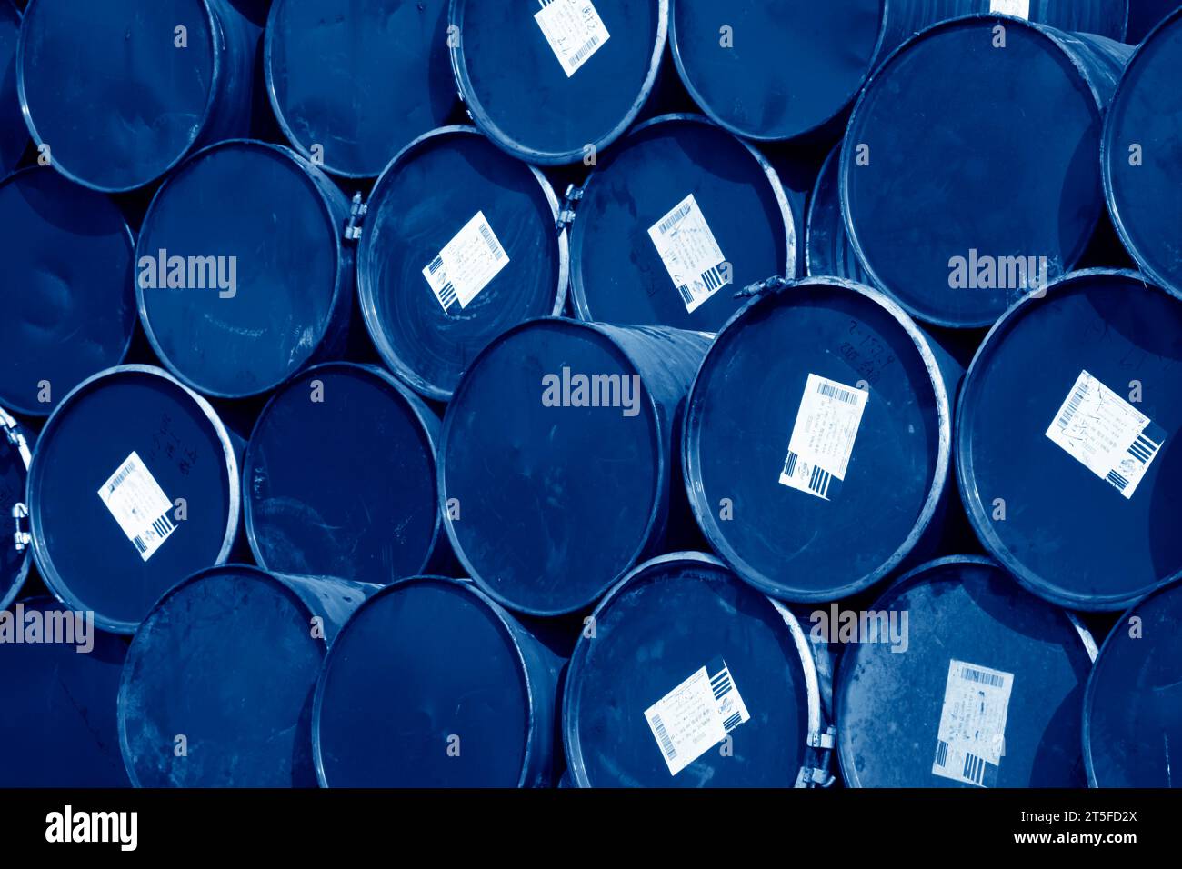 Oil drums stacked hi-res stock photography and images - Alamy