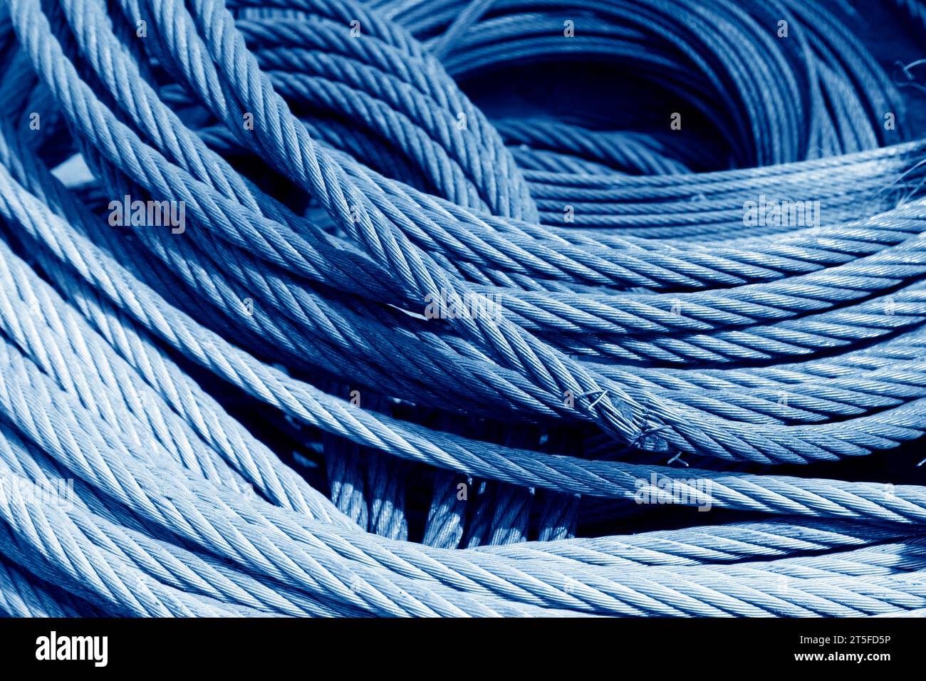Steel rope broken strand hi-res stock photography and images - Alamy