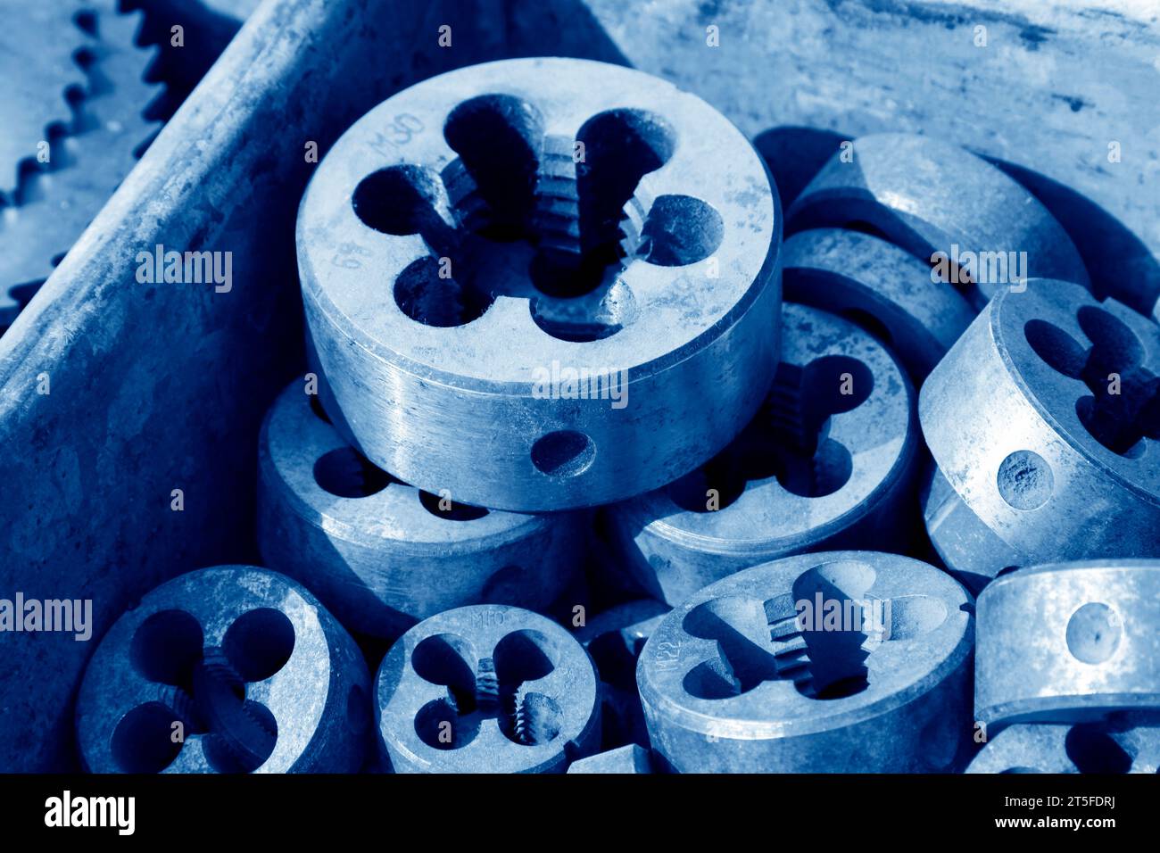 Thread die hi-res stock photography and images - Alamy