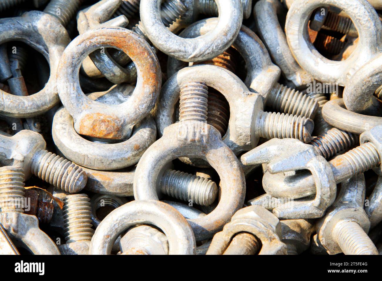 Thread ring hi-res stock photography and images - Alamy