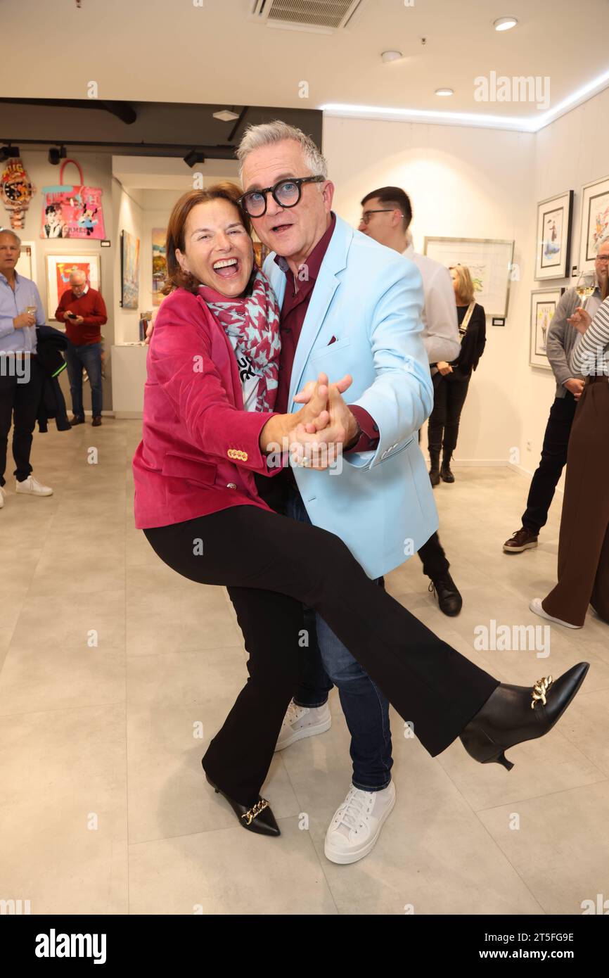 Cartoons zeichnungen hi-res stock photography and images - Alamy