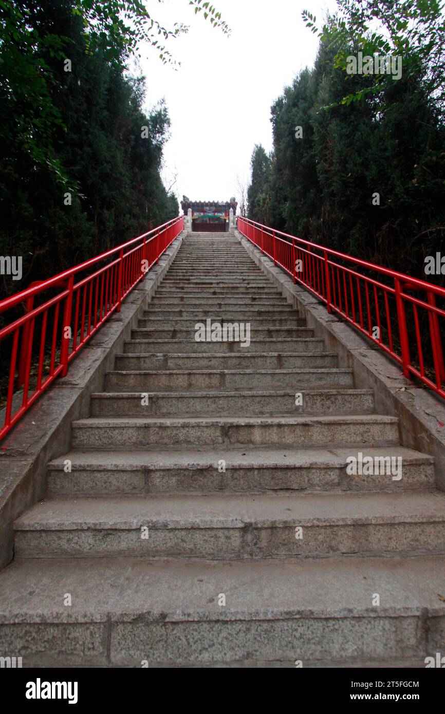 The long rock step, in the WuQiao acrobatics world scenic spots, on ...