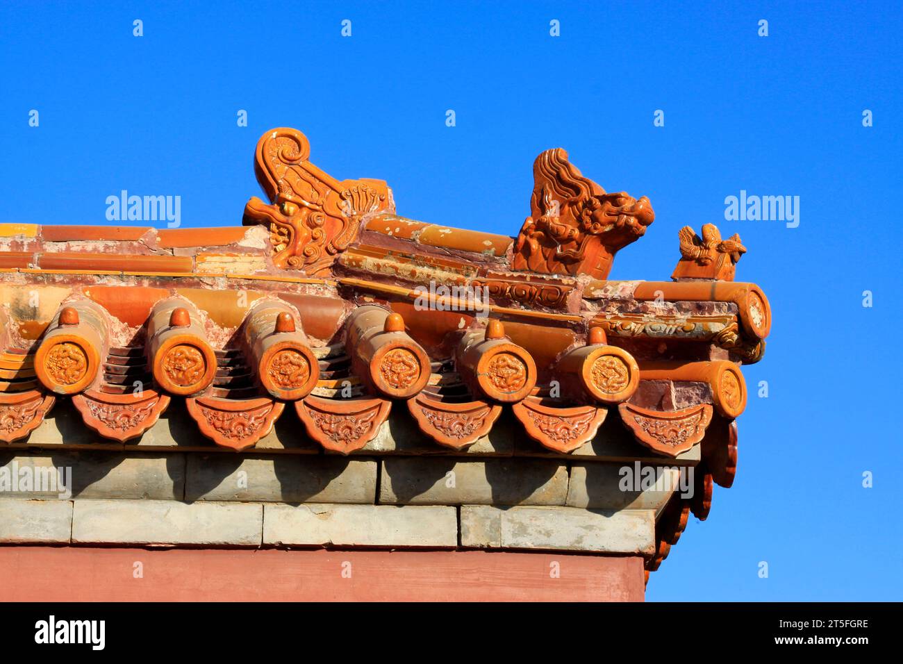 Eaves ridge beast landscape architecture, ZunHua, hebei province, China ...