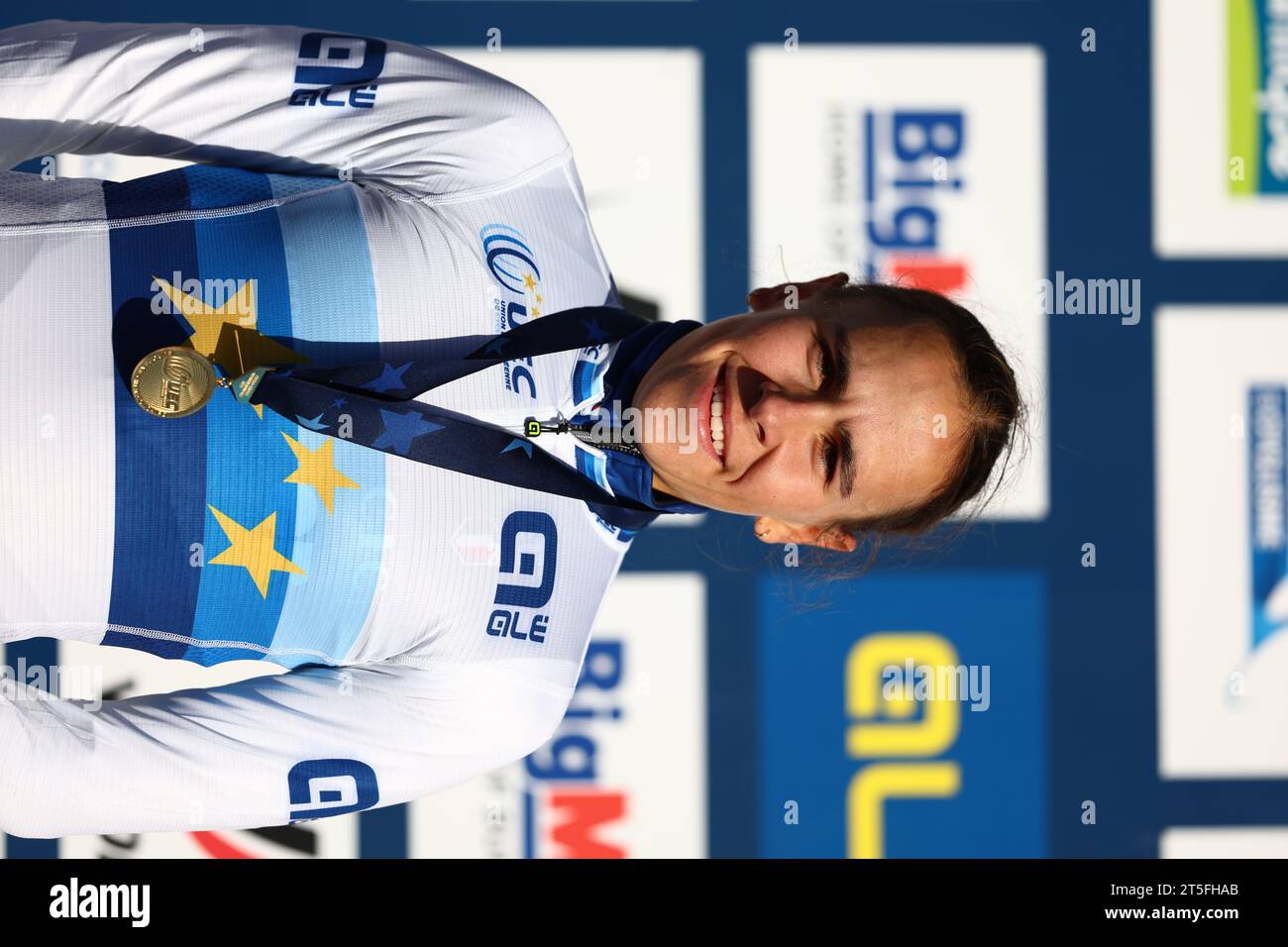 Pontchateau, France. 05th Nov, 2023. French Celia Gery celebrates on ...