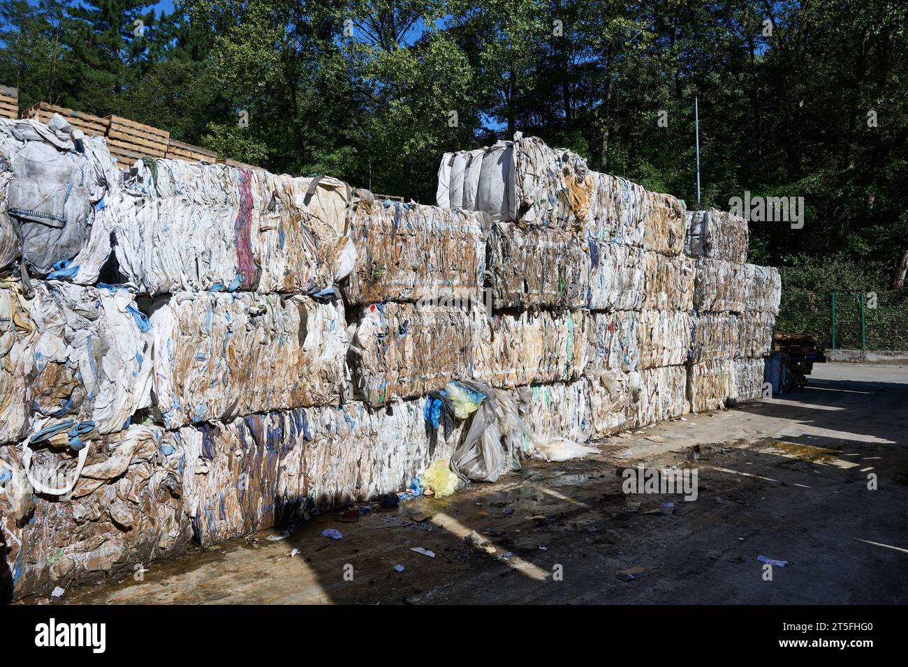 Pile of pressed materials in a recycling plant Stock Photo - Alamy