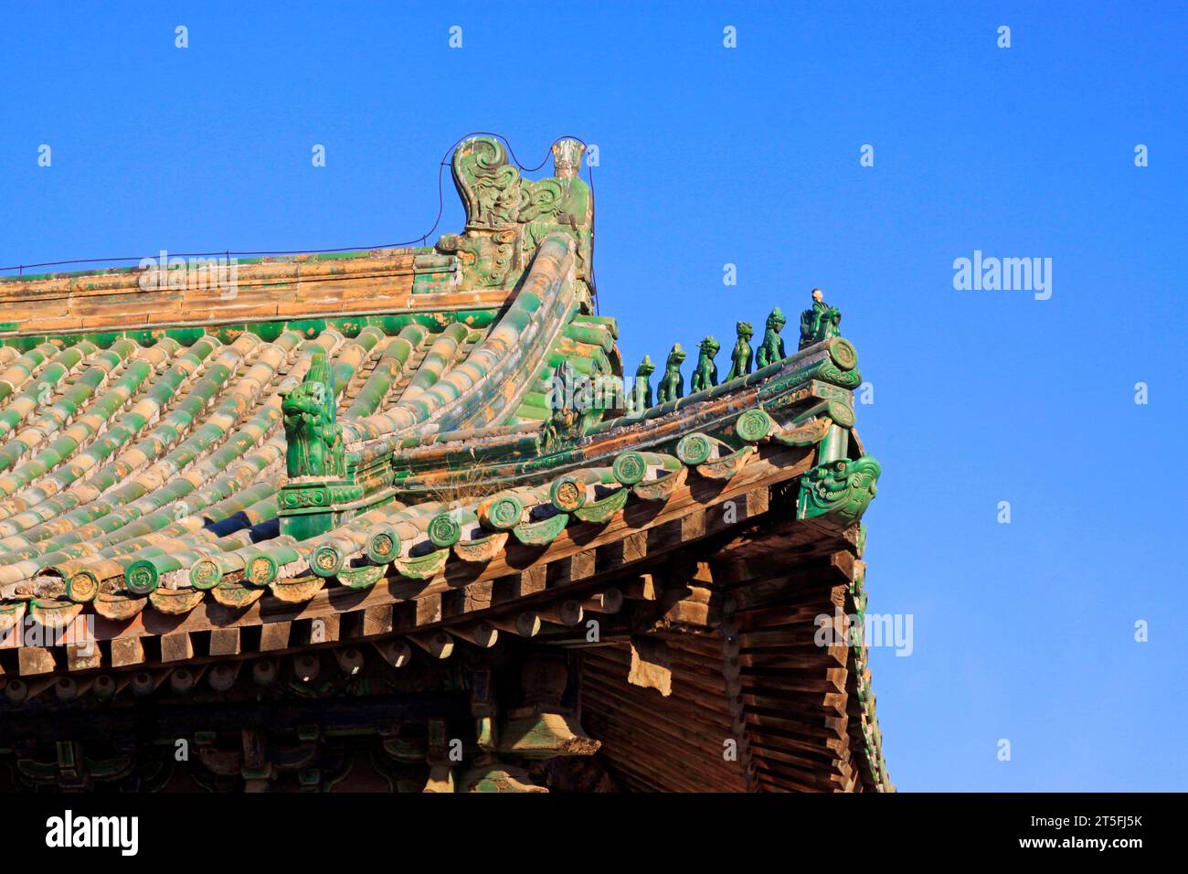 eaves ridge beast Chinese traditional style landscape architecture in ...