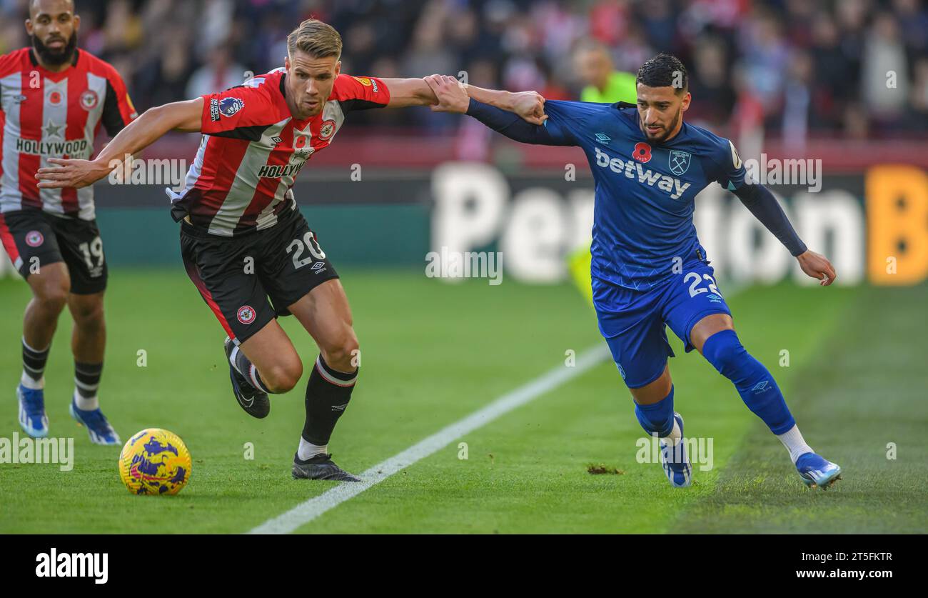 London, UK. 04th Nov, 2023. 04 Nov 2023 - Brentford v West Ham United ...