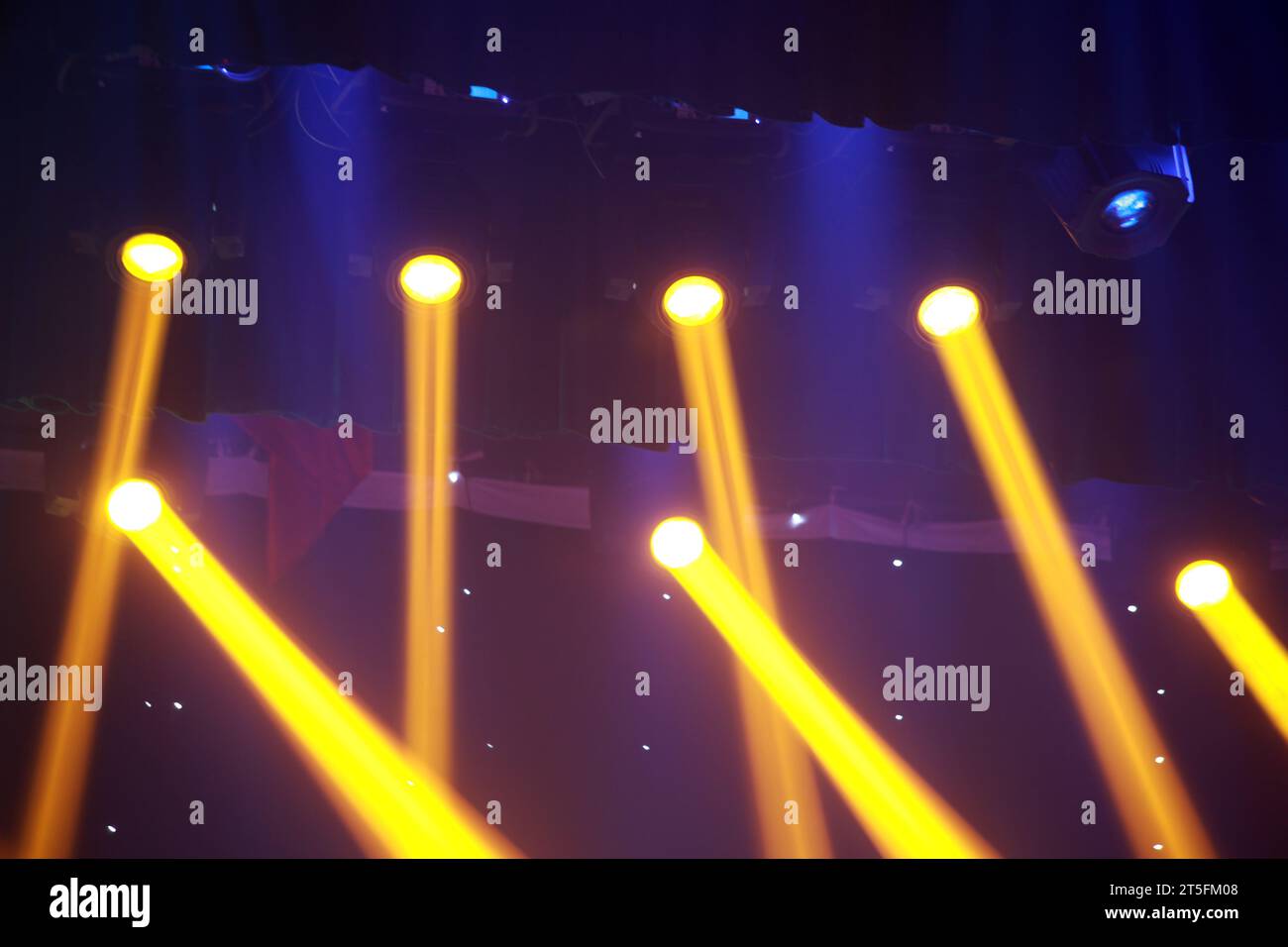 stage lighting effect in the dark Stock Photo - Alamy