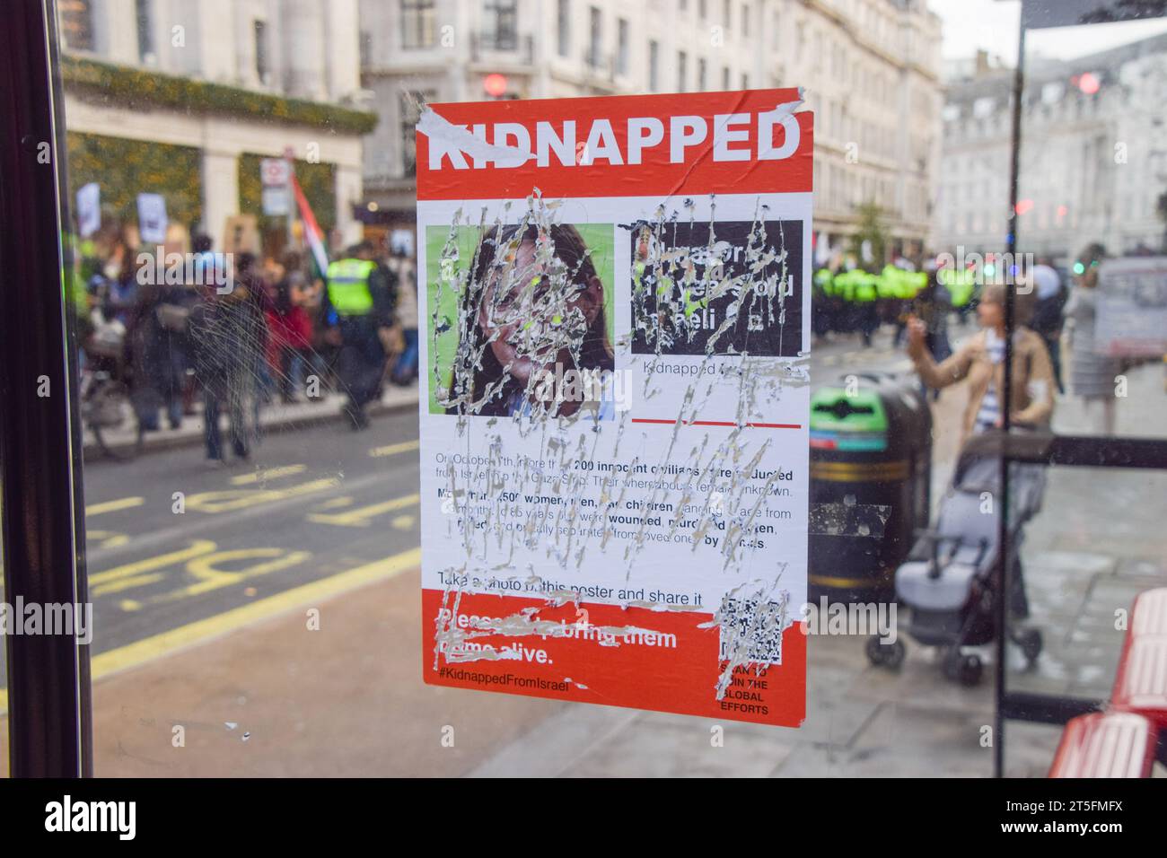 London, England, UK. 4th Nov, 2023. Pro-Palestine protesters march in ...